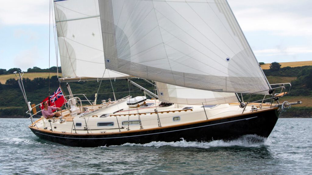Rustler 42 - An iconic ocean cruiser with an encapsulated keel